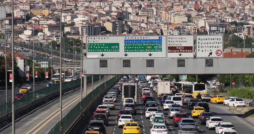 İstanbul'da bayram dönüş trafiği